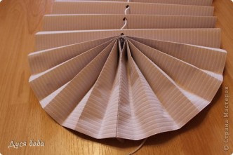 DIY Pull up Window Shade Made of Paper