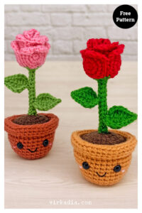 Mini Stem Rose Free Crochet Pattern