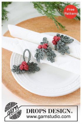 8 Christmas Napkin Ring Crochet Patterns