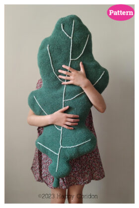 8 Autumn Oak Leaf Crochet Patterns - Page 2 of 2